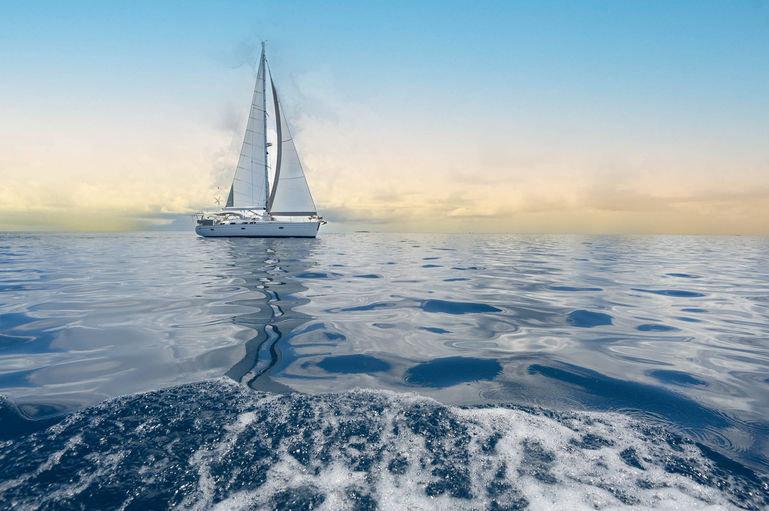 Home - SÜDSEE UNTER SEGELN